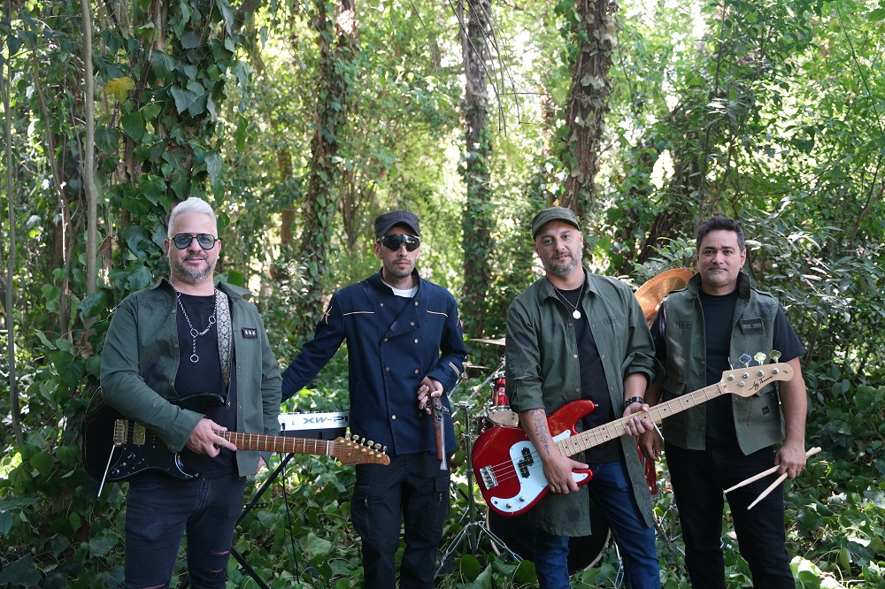 Coronel Brock presenta “Mil Años”, un videoclip con historia, drama y ...